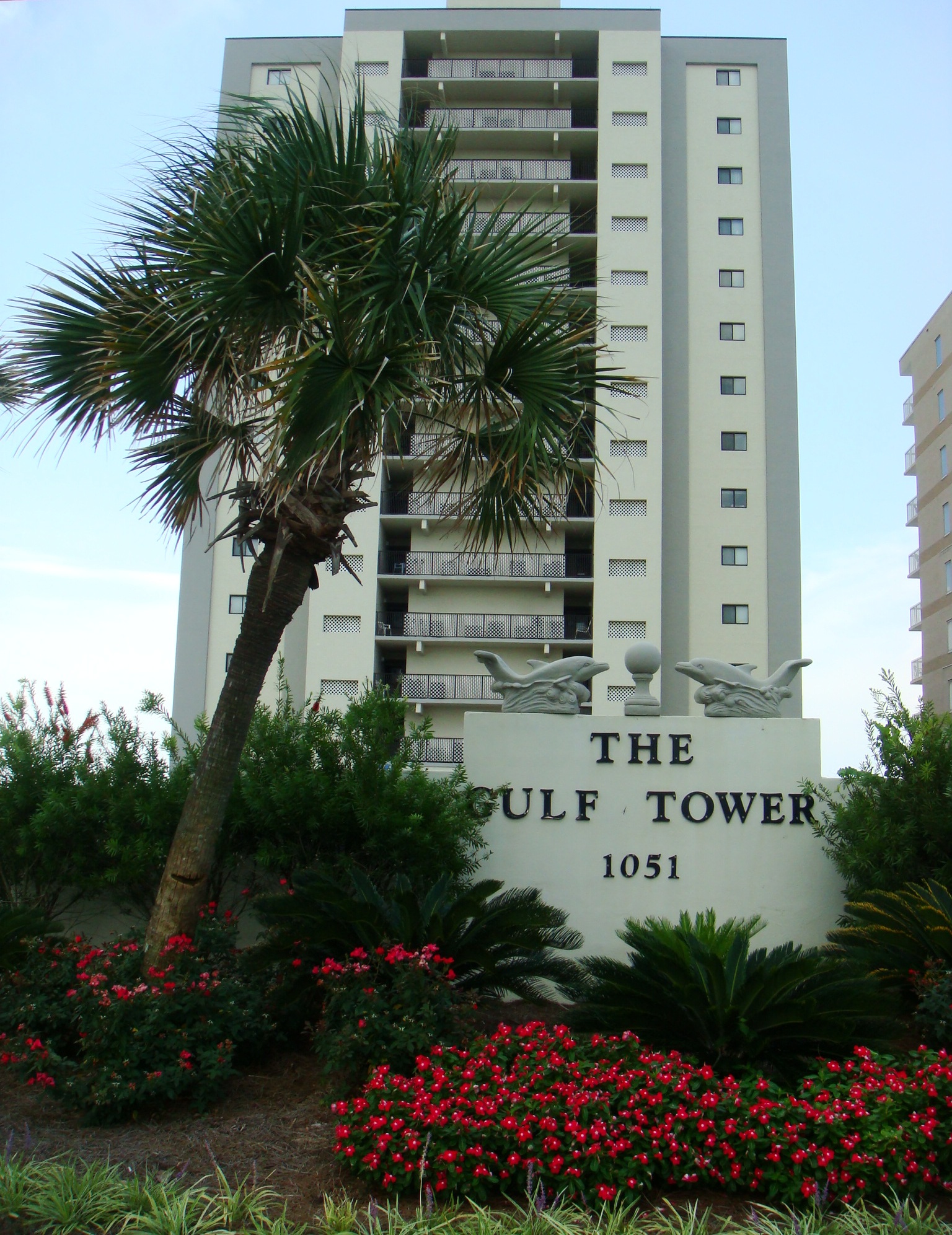Gulf Tower 8B | RedAwning